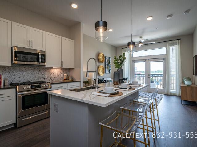1 BR, 1 BA Apartment 3776 Center St, Houston, TX 77007