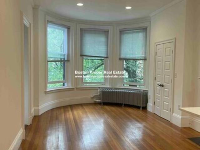 1 BR, 1 BA Apartment 379 Commonwealth Ave, Unit 8K, Boston, MA 02115