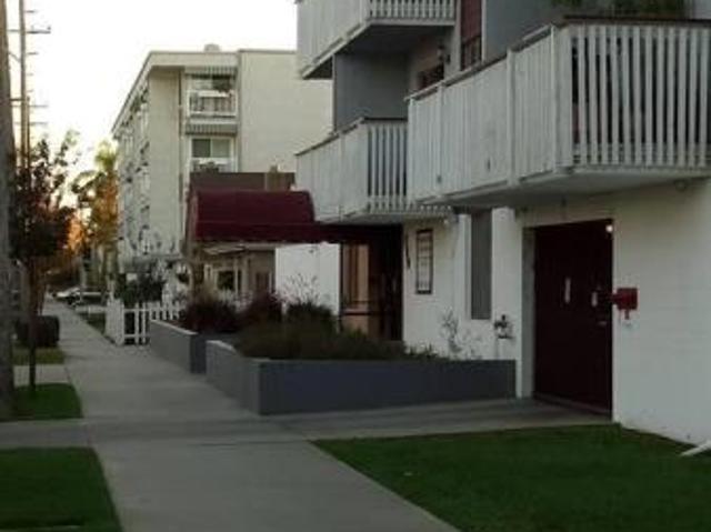 1 BR, 1 BA Apartment 379 Newport Avenue Unit 120, Long Beach, CA 90814