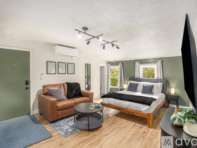 1 BR, 1 BA Apartment 37 Gold Ave NW, Unit 3, Grand Rapids, MI 49504