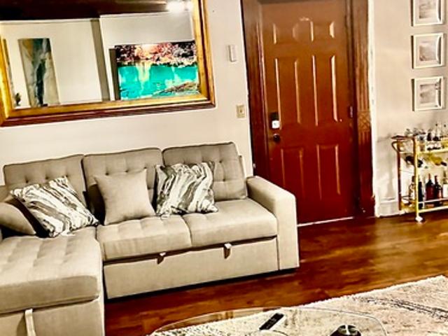 1 BR, 1 BA Apartment 37 Ten Broeck Street, Unit 1st Floor/ Fully Furnished, Albany, NY 12210