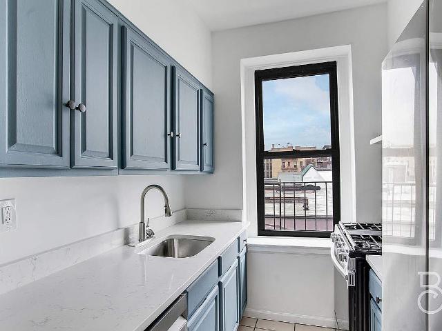 1 BR, 1 BA Apartment 37 16 83rd Street, JACKSON HEIGHTS, NY 11372