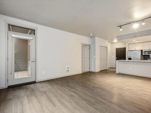 1 BR, 1 BA Apartment 37 103rd Avenue NE, Bellevue, WA 98004