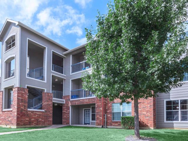 1 BR, 1 BA Apartment 3801 Sycamore School Rd Unit 7 07 0717, Fort Worth, TX 76133