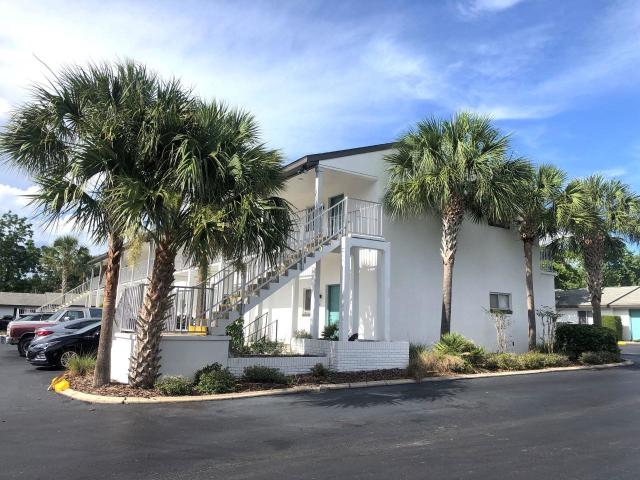 1 BR, 1 BA Apartment 380 Dora Avenue Unit 22, Tavares, FL 32778