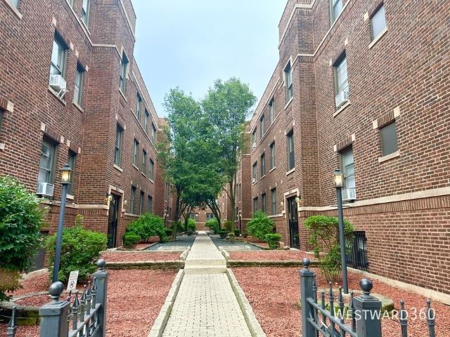 1 BR, 1 BA Apartment 3825 N Fremont St, Chicago, IL 60613