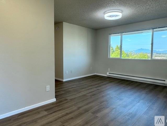 1 BR, 1 BA Apartment 3829 Colby Ave, Unit 10, Everett, WA 98201