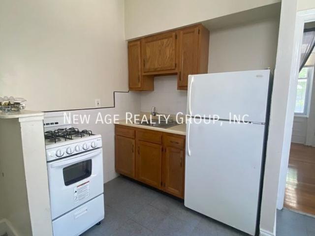 1 BR, 1 BA Apartment 3829 Hamilton Street A, Philadelphia, PA 19104
