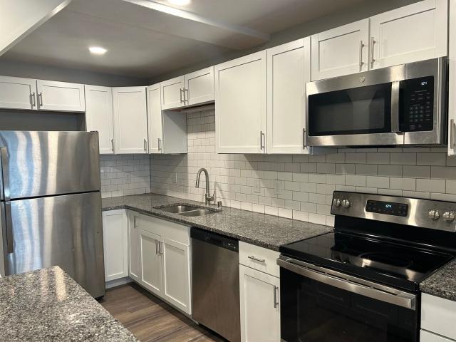 1 BR, 1 BA Apartment 3829 West Broadway Avenue Unit 3837 3, Minneapolis, MN 55422