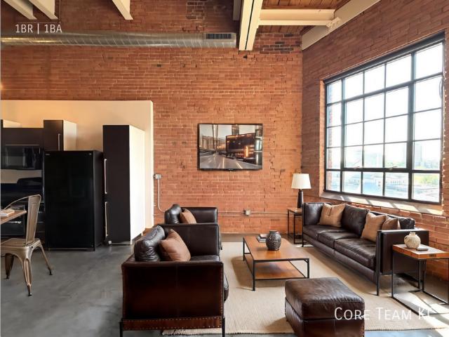 1 BR, 1 BA Apartment 382 W 22nd Street, Kansas City, MO 64108