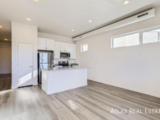 1 BR, 1 BA Apartment 3830 N Olive Street, Denver, CO 80207