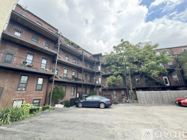 1 BR, 1 BA Apartment 38 Williams St, Unit 38D, Chelsea, MA 02150