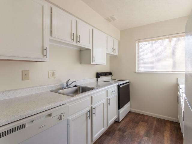 1 BR, 1 BA Apartment 3904 Lori Drive Unit 3820 15, Erlanger, KY 41018
