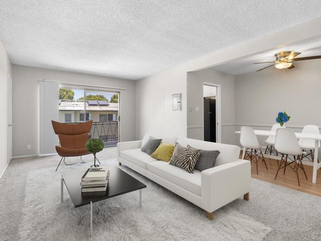 1 BR, 1 BA Apartment 3920 Roxanne Avenue Unit 3920R9, Los Angeles, CA 90008