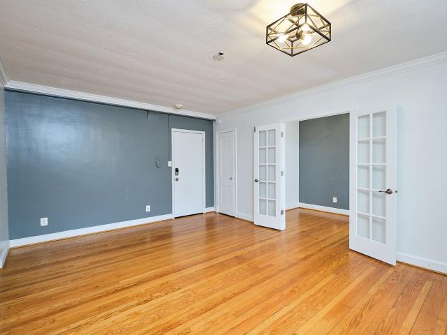 1 BR, 1 BA Apartment 3925 Davis Pl NW, Washington, DC 20007