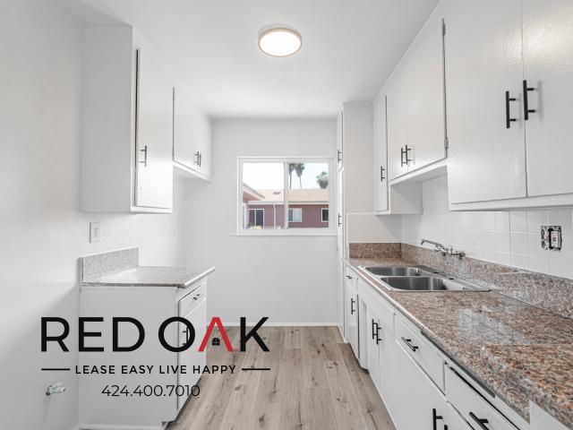 1 BR, 1 BA Apartment 3925 Roxanne Ave, Los Angeles, CA 90008
