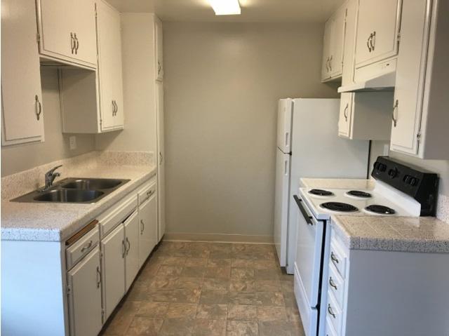 1 BR, 1 BA Apartment 3962 Hamilton St Unit 08, San Diego, CA 92104