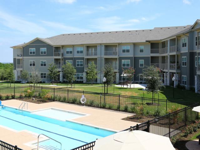1 BR, 1 BA Apartment 3970 E Ben White Blvd, Austin, TX 78741