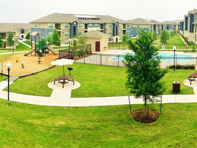 1 BR, 1 BA Apartment 3970 E Ben White Blvd, Austin, TX 78741