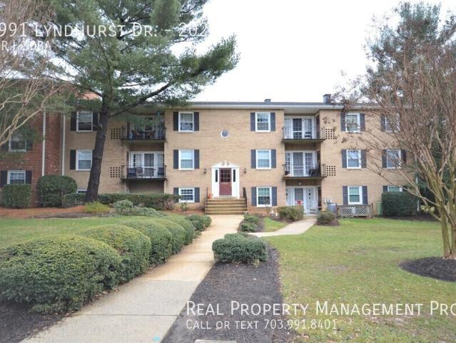 1 BR, 1 BA Apartment 3991 Lyndhurst Dr Fairfax, VA 22031
