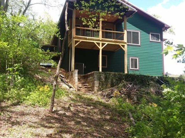 1 BR, 1 BA Apartment 39 Old Fiddle Road, Unit downstairs, Waynesville, NC 28786