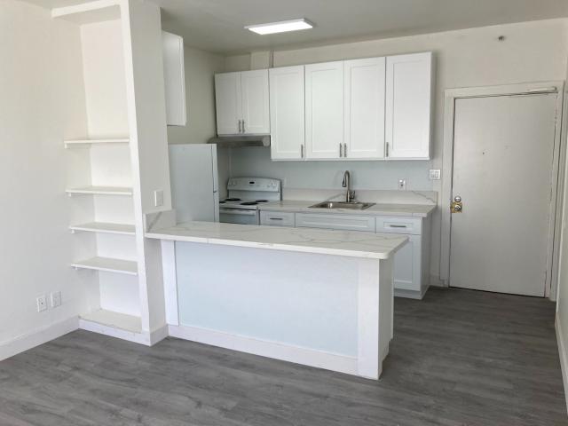 1 BR, 1 BA Apartment 39 Sunset Ave Venice, CA 90291