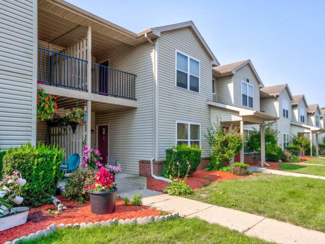 1 BR, 1 BA Apartment 39 Whispering Pines Driive Unit 5253, Coldwater, MI 49036