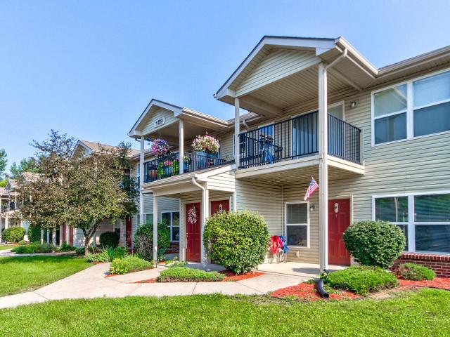 1 BR, 1 BA Apartment 39 Whispering Pines Driive Unit 5261, Coldwater, MI 49036