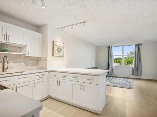 1 BR, 1 BA Apartment 3000 North Ocean Boulevard, Fort Lauderdale, FL 33308