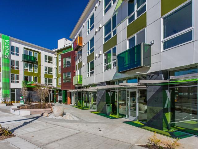 1 BR, 1 BA Apartment 3000 South Alaska Street Unit 211, Seattle, WA 98108