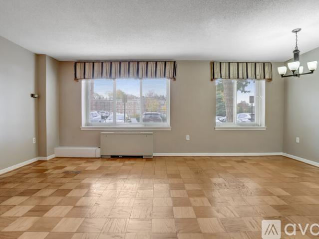 1 BR, 1 BA Apartment 3000 Spout Run Parkway, Unit A105, Arlington, VA 22201