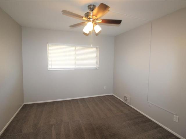 1 BR, 1 BA Apartment 3001 Bee Ridge Road, Sarasota, FL 34239