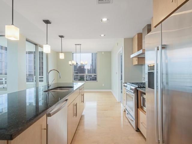 1 BR, 1 BA Apartment 300 Bowie St, Austin, TX 78703