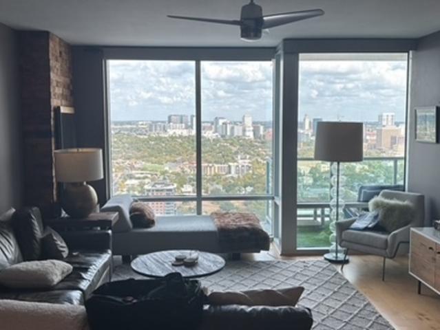1 BR, 1 BA Apartment 300 Bowie Street, Unit 3706, Austin, TX 78703