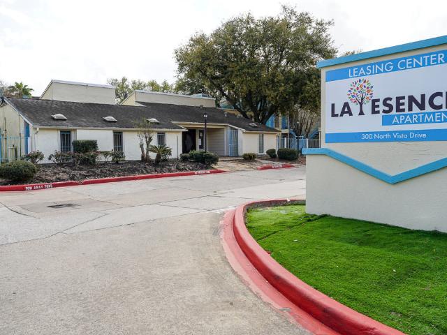 1 BR, 1 BA Apartment 300 N Vista Dr Unit 1505, Houston, TX 77073