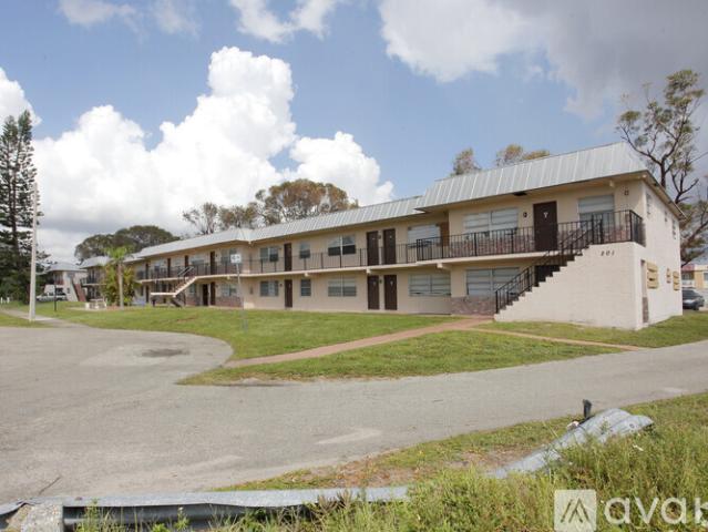 1 BR, 1 BA Apartment 301 NW 32nd Ct, Unit Unit 6, Pompano Beach, FL 33064