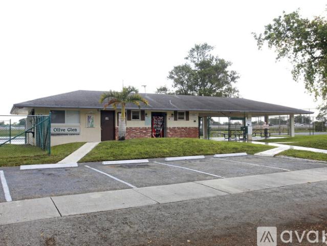 1 BR, 1 BA Apartment 301 NW 32nd Ct, Unit Unit 7, Pompano Beach, FL 33064