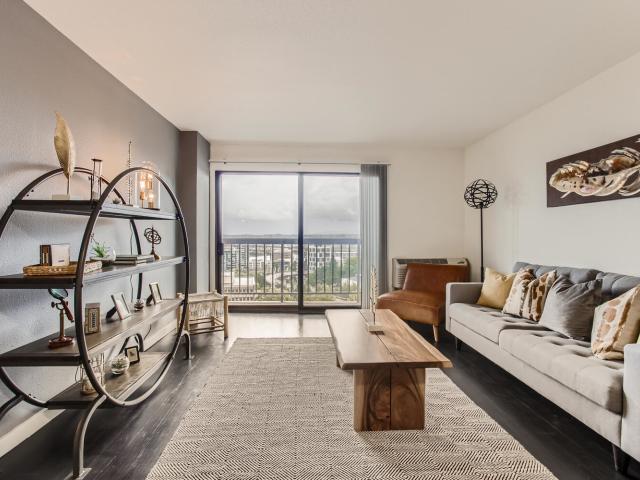 1 BR, 1 BA Apartment 301 SW Lincoln St Unit 414, Portland, OR 97201