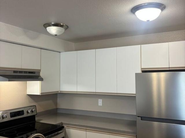 1 BR, 1 BA Apartment 3021 Southwest Bradford Street 307, Seattle, WA 98126