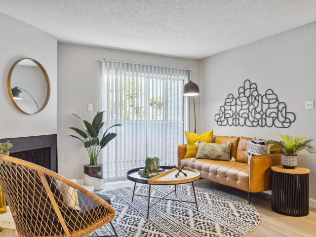 1 BR, 1 BA Apartment 3022 N Josey Ln Unit 0283, Carrollton, TX 75007