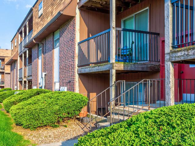 1 BR, 1 BA Apartment 3027 Puckett Rd Unit 33 12, Kansas City, KS 66103