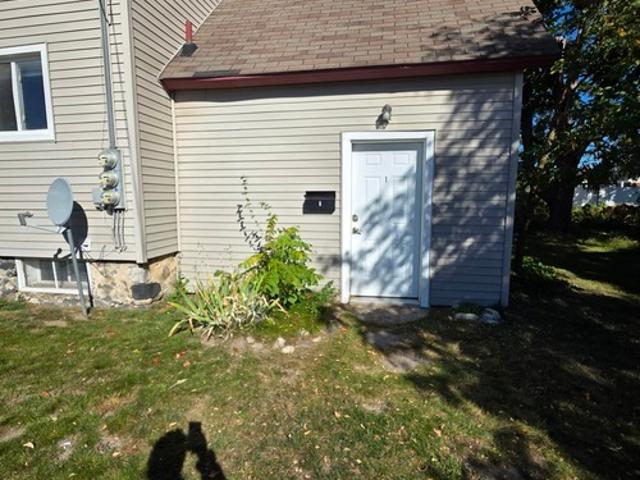 1 BR, 1 BA Apartment 302 N Center Ave, Unit 1, Gaylord, MI 49735