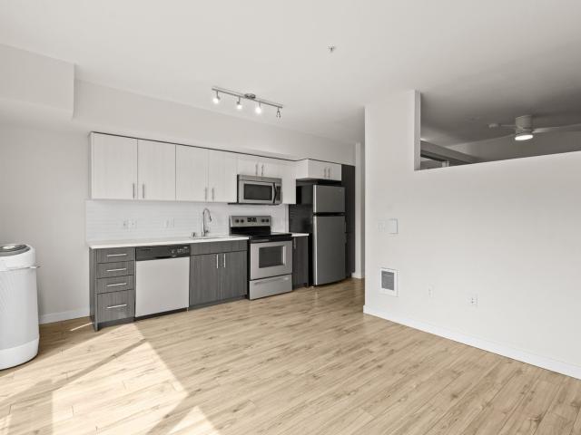 1 BR, 1 BA Apartment 3036 16th Ave W unit, Seattle, WA 98119