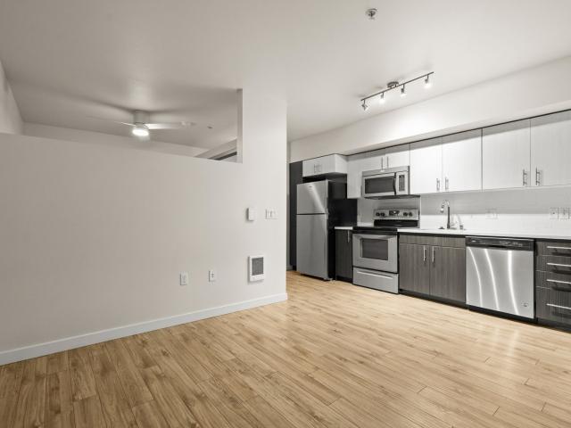 1 BR, 1 BA Apartment 3036 16th Ave W unit, Seattle, WA 98119