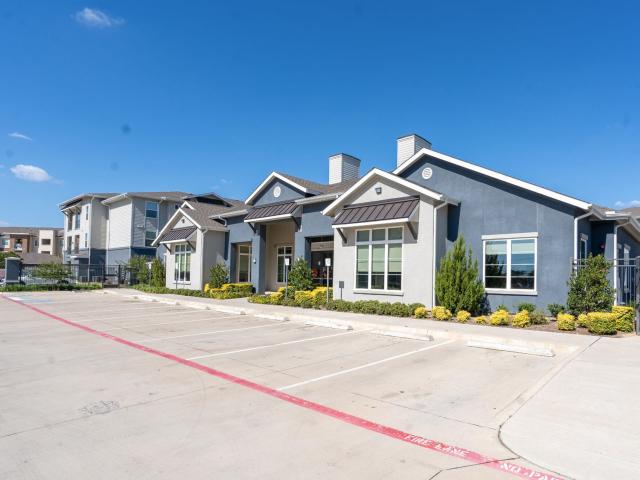 1 BR, 1 BA Apartment 305 West Farm 1187 Unit 0821, Crowley, TX 76036