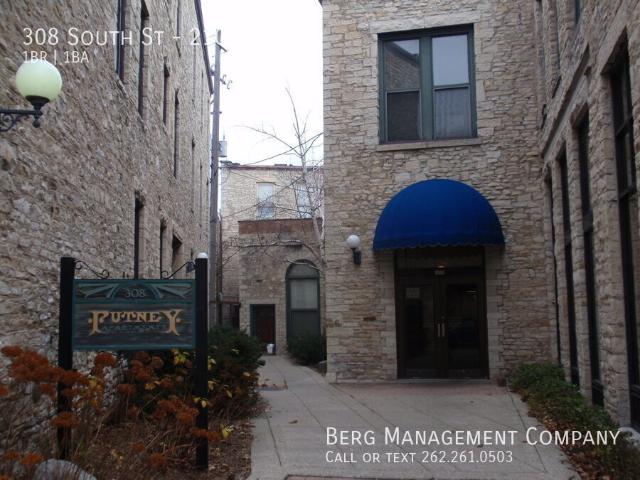 1 BR, 1 BA Apartment 308 South St, Waukesha, WI 53186