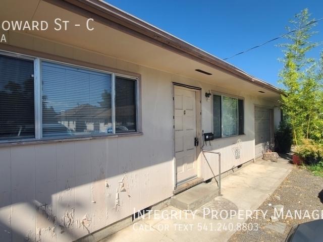 1 BR, 1 BA Apartment 313 Howard St, Medford, OR 97504