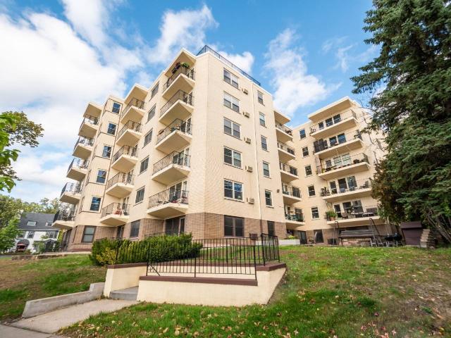 1 BR, 1 BA Apartment 3101 East Bde Maka Ska Parkway Unit 101, Minneapolis, MN 55408