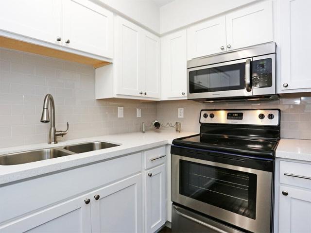1 BR, 1 BA Apartment 3101 N 32nd Street Unit 237, Phoenix, AZ 85018