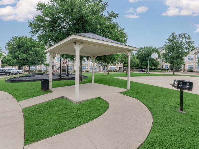 1 BR, 1 BA Apartment 3110 S Cockrell Hill Road Unit 7204, Dallas, TX 75236